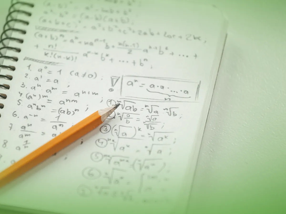 Explicações de Matemática Aplicada 10.º Ano . Pacote de Horas | Sapientia